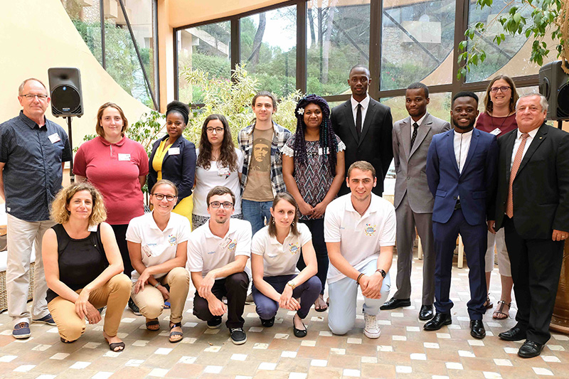 Entreprise de propreté : GSF récompense les étudiants innovants - Non ...